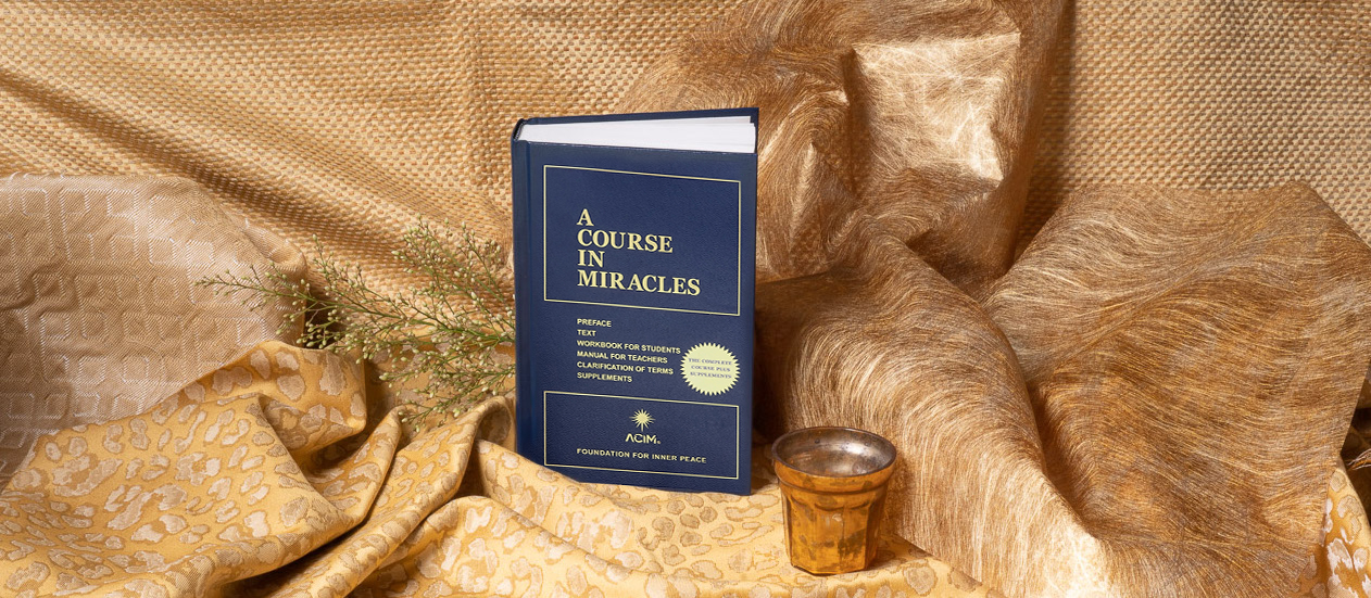 A Course in Miracles – Complete Searchable Online Web Edition of ACIM